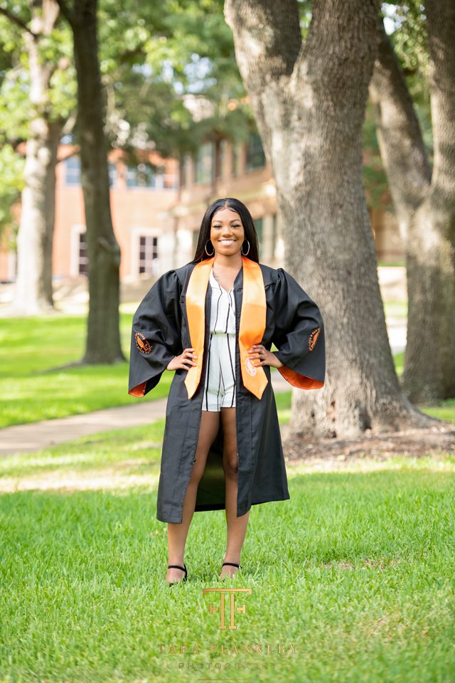 College Senior Session | Houston Senior Photographer